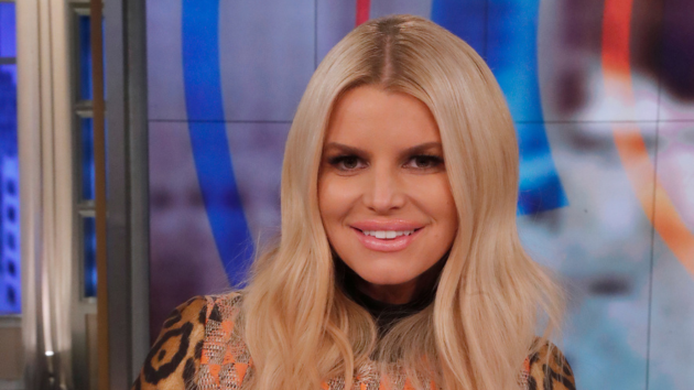 Jessica Simpson celebrates six years of sobriety - Q102